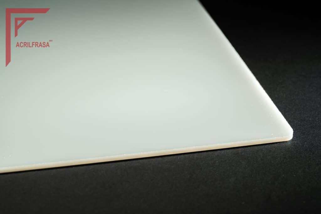 Plástico Blanco 120x250cm, 2.6mm - Económico | Acrilfrasa